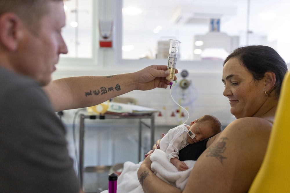 Being a parent on the neonatal unit | Bliss